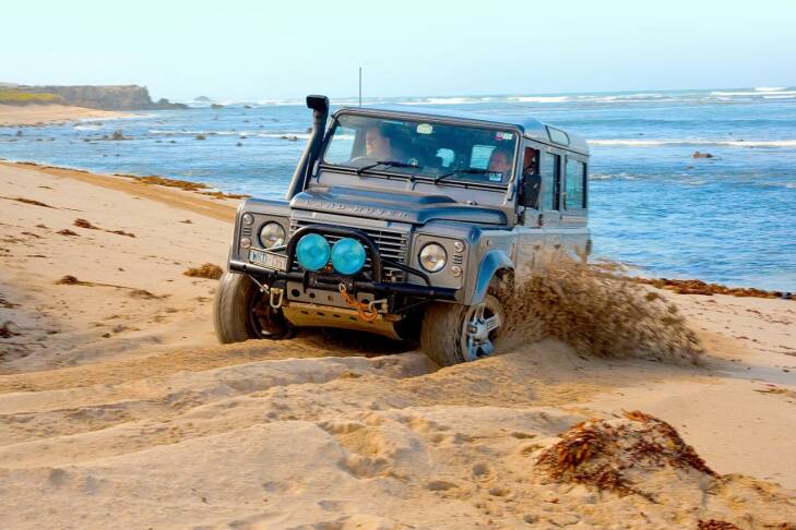 The science of sand driving - Unsealed 4X4 - Issue 071